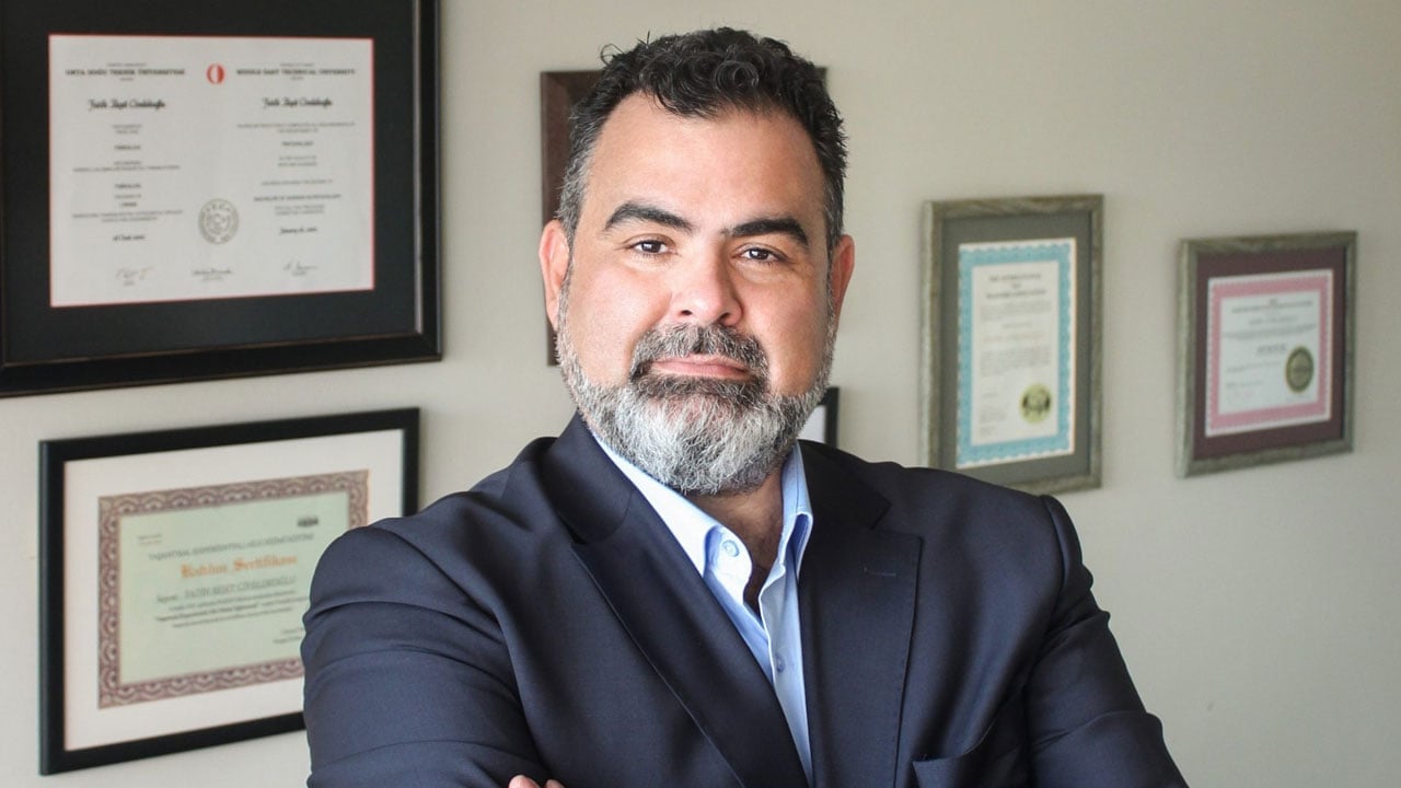 Psikolog Fatih Reşit Civelekoğlu’na akıl almaz ceza! Sapkın LGBT’ye ...