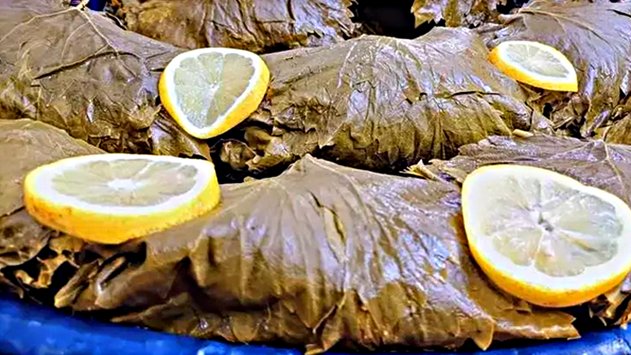 1 parça eklemek yetiyor! Eğer bu yöntemle saklarsanız: turşunun ömrünü ...