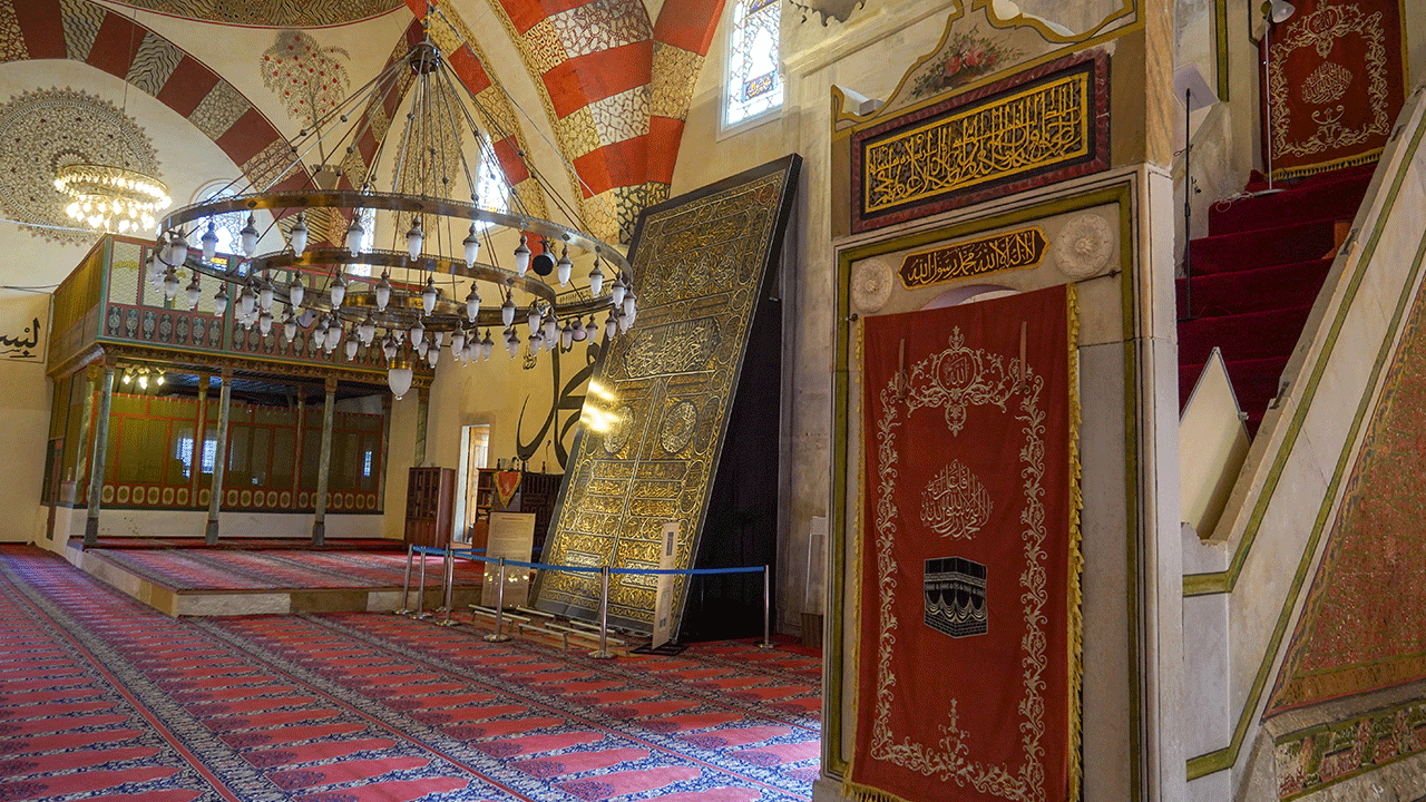 36 yıllık Kabe örtüsü Edirne'de - Yeni Akit