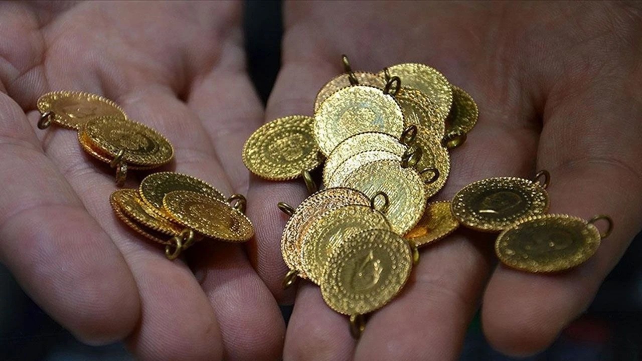 Altın fiyatlarında yılın son günü dalgalanma hakim! - Yeni Akit