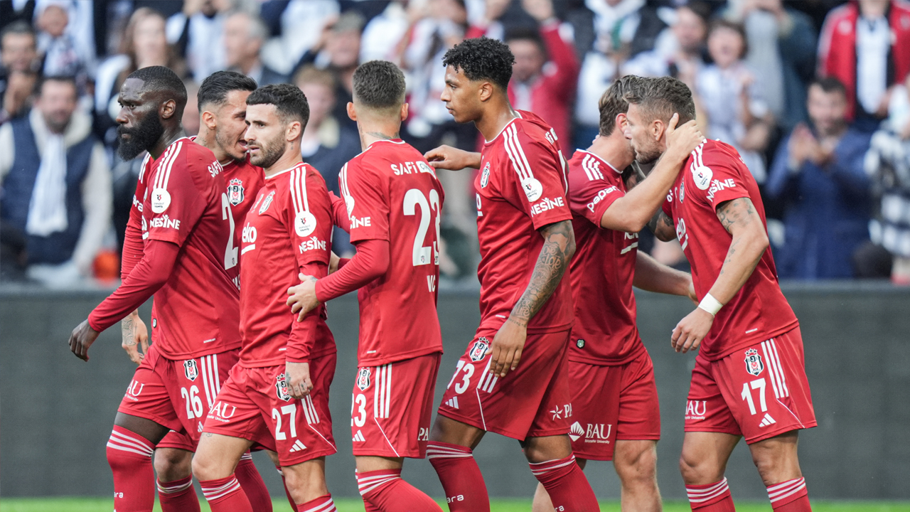 Aman Beşiktaş'ım Fransızlar'ın oyununa gelme! Herkesin kafasındaki saha ...