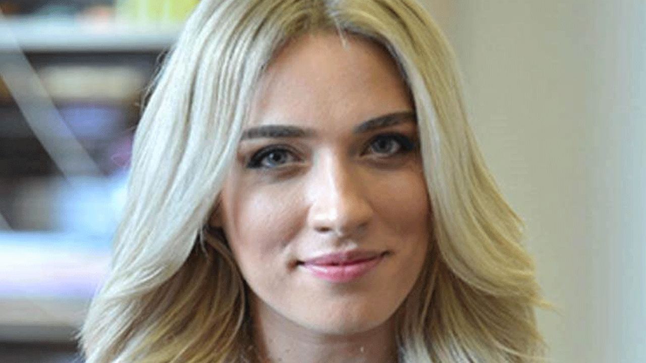 Cansu Canan Özgen'e hayatının şokunu yaşattılar! - Yeni Akit