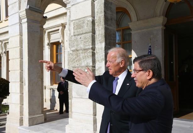 Davutoğlu ve Biden Dolmabahçe’de görüştü - Yeni Akit