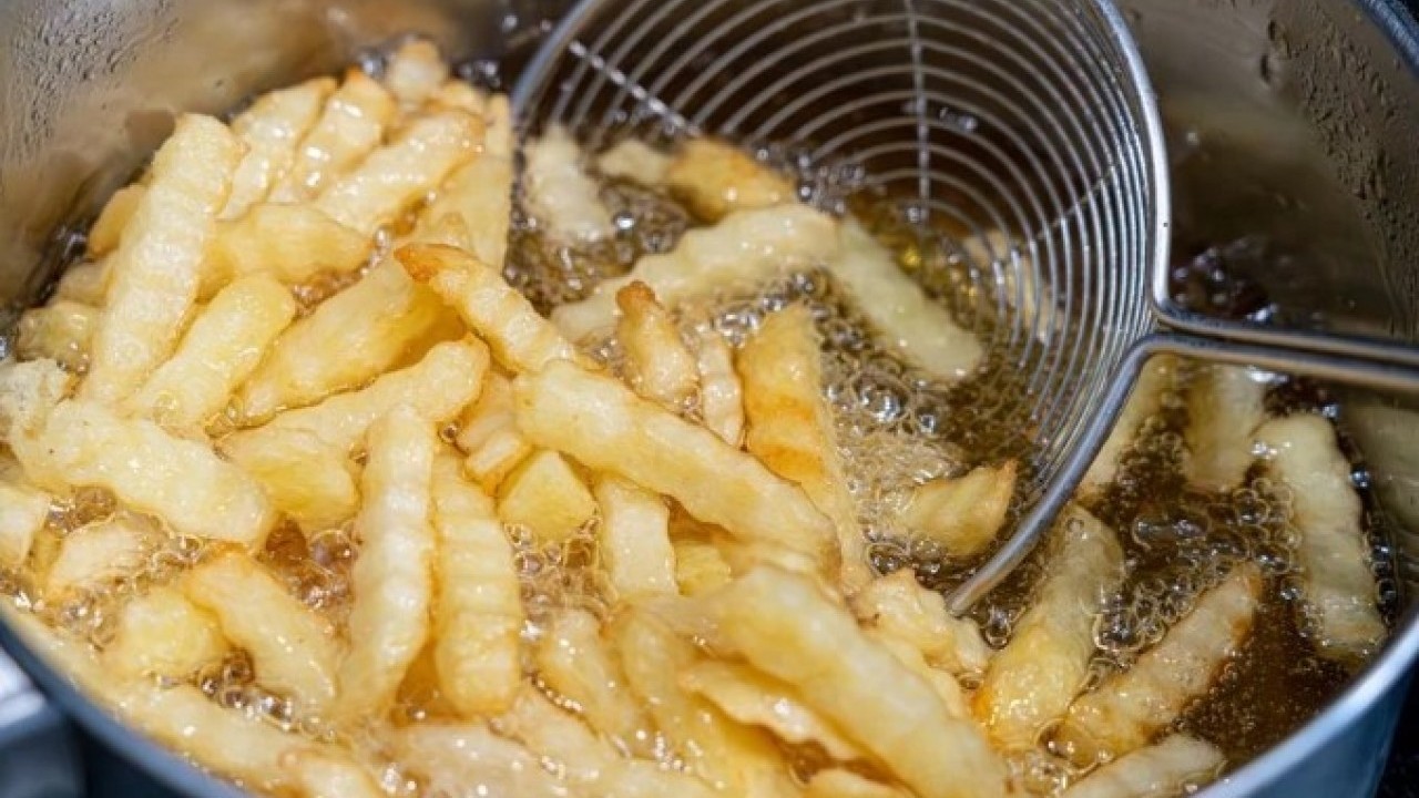 Dışı cips gibi, içi pamuk gibi olacak! İşte çıtır çıtır patates ...