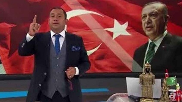 Erdoğan sözleri gündem olan Erkan Tan veda etti - Yeni Akit