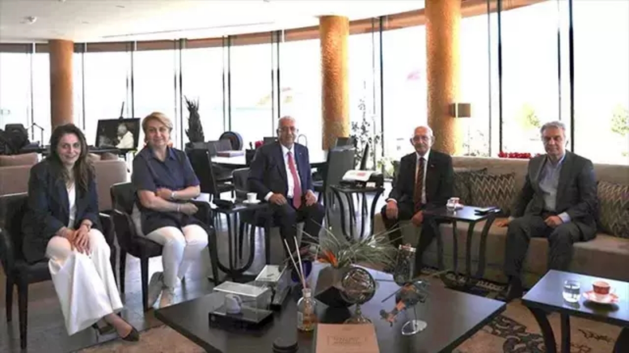 Erdoğan yanından ayırmıyordu! Kılıçdaroğlu öyle bir ismi ziyaret etti ...