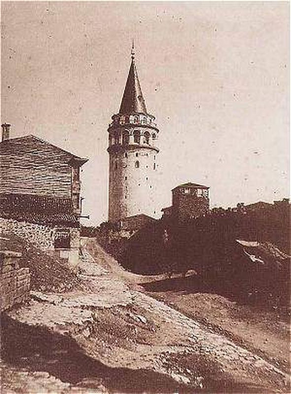 Eski resimleri ile işte Galata Kulesi'nin bilinmeyen ilginç hikayesi ...