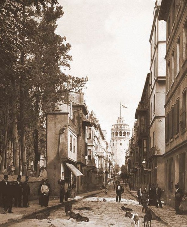 Eski resimleri ile işte Galata Kulesi'nin bilinmeyen ilginç hikayesi ...