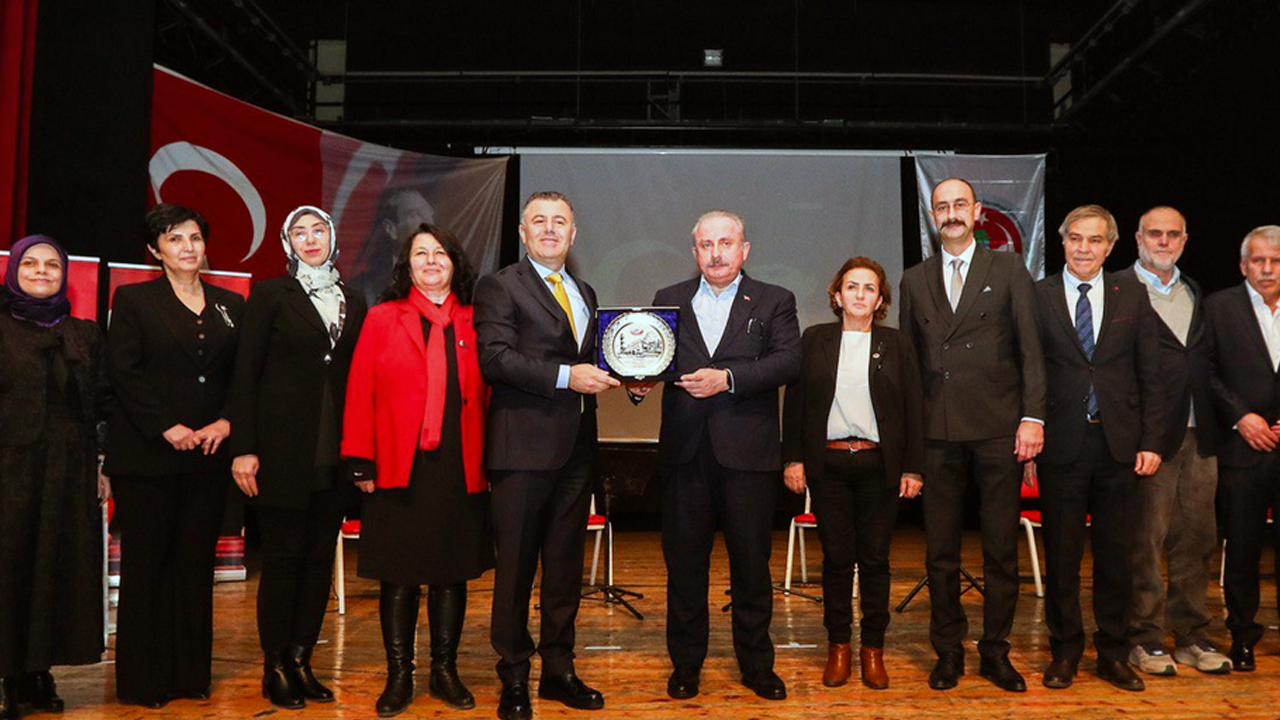 Eski TBMM Başkanı Mustafa Şentop: Türkiye, Türkiye’den daha büyüktür ...