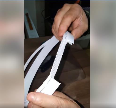 Evde çok basit maske yapımı şeffaf dosya ile maske yapımı - Yeni Akit