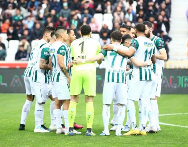 Giresun'da skandal görüntü! Bunu da yaşadık ya pes doğrusu... - Yeni Akit