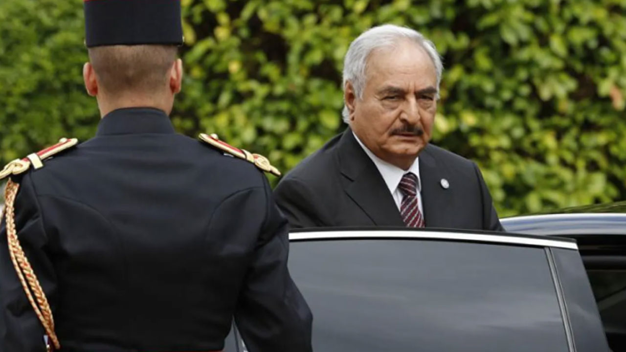 Hafter'den şok eden ters köşe! Yıkıldılar, bunu yaptığına kabul edelim ...