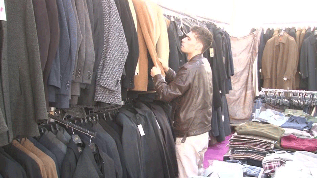 İndirim fuarı kapılarını açtı! Yüzde 60 indirim var - Yeni Akit