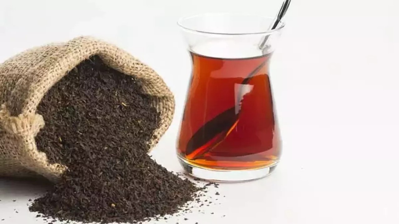 Kaçak çay yaprak yaprak iken Türk çayı neden toz gibi? Aşırı kalitesiz ...