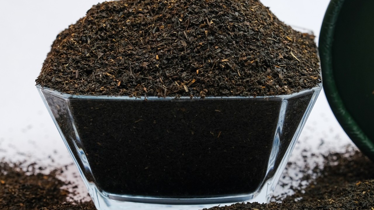 Kaçak çay yaprak yaprak iken Türk çayı neden toz gibi? Aşırı kalitesiz ...