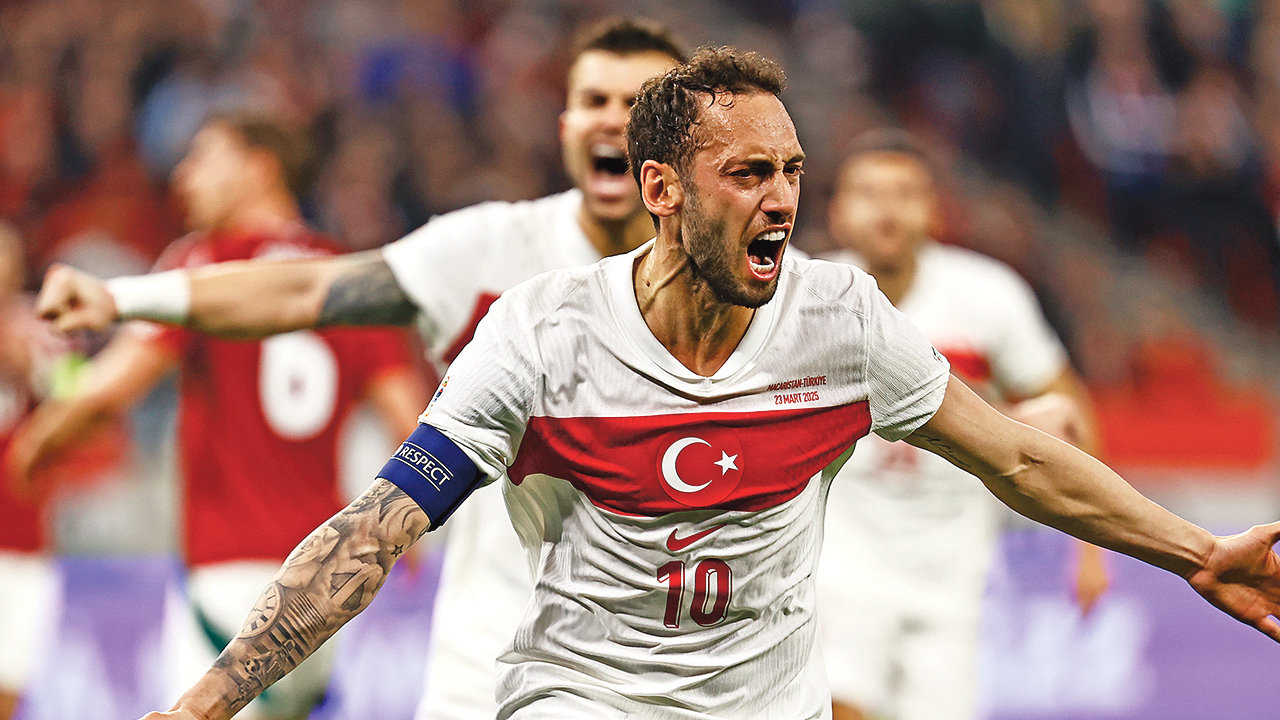 Macarları sahadan sildik: A Ligindeyiz... - Yeni Akit