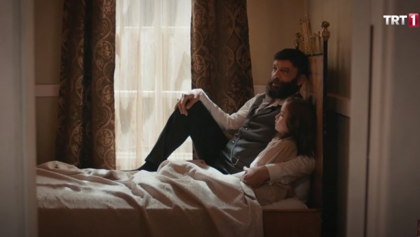 Payitaht Abdülhamid'de yer alan 'Çöl Kartalı' Eşref Aziz Bey'in ...