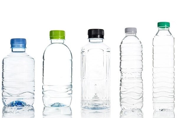 Plastik şişe kullanırken bunlara dikkat edin - Yeni Akit