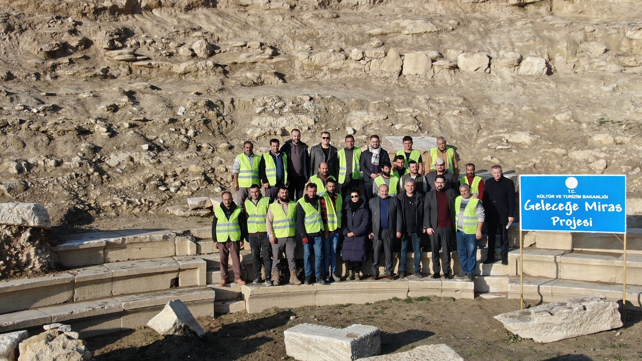 Pompeipolis Antik Kenti: Karadeniz'in Efes'i gün yüzüne çıkıyor - Yeni Akit