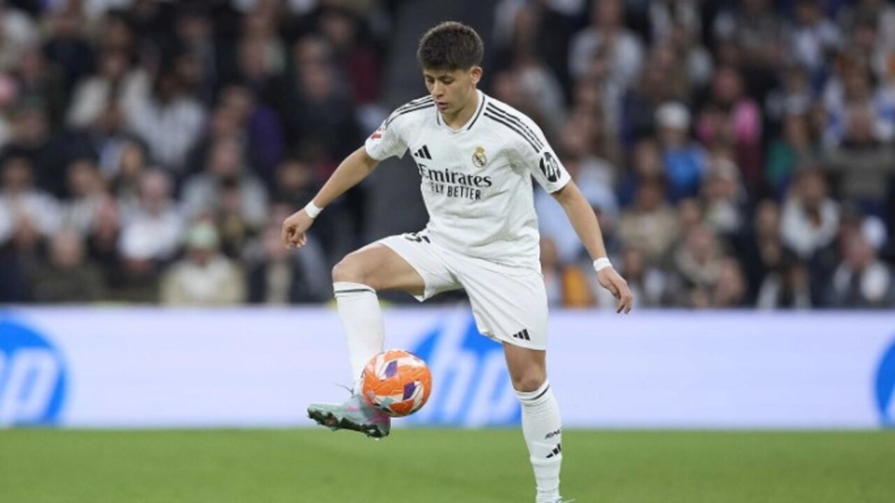 Real Madrid'in kafası karıştı! Arda Güler'e beklenmedik teklif - Yeni Akit