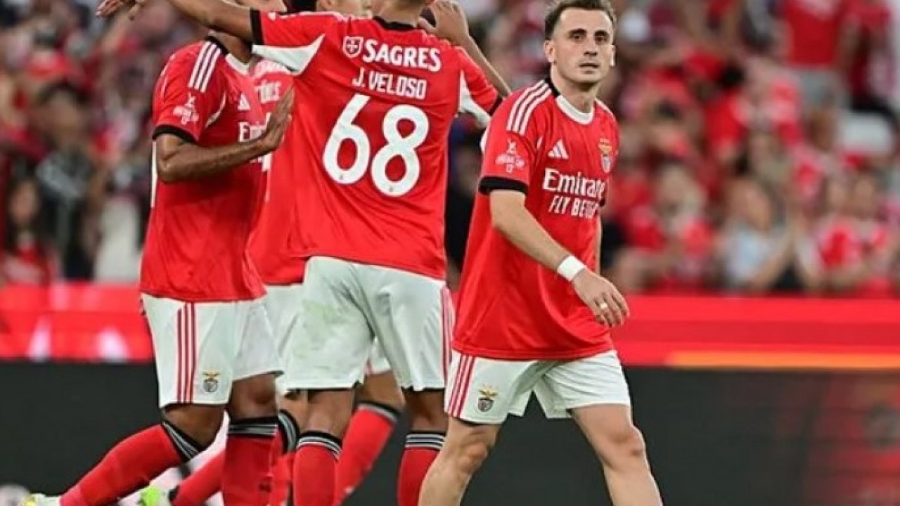Transfer iptal oldu! Kerem'den tarihi racon - Yeni Akit