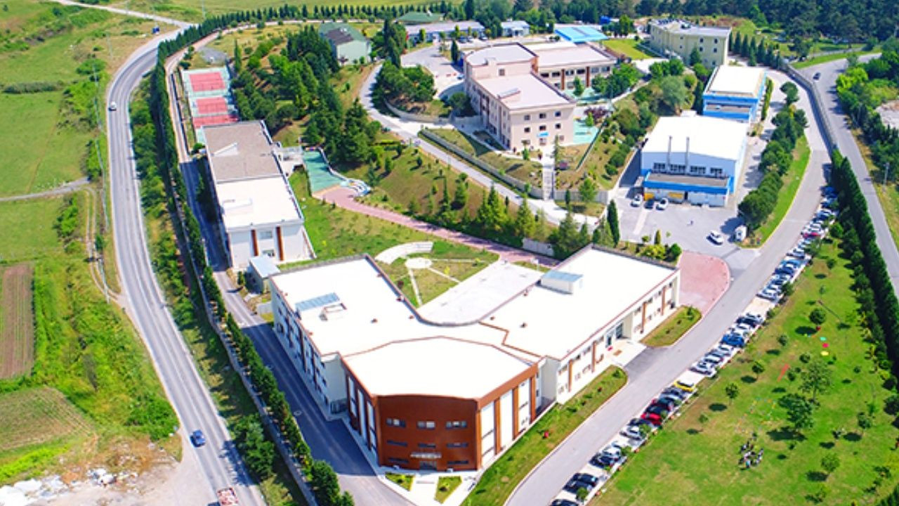 Türkiye’deki en pahalı okullar belli oldu! Şaka gibi ama, yıllık ücreti ...