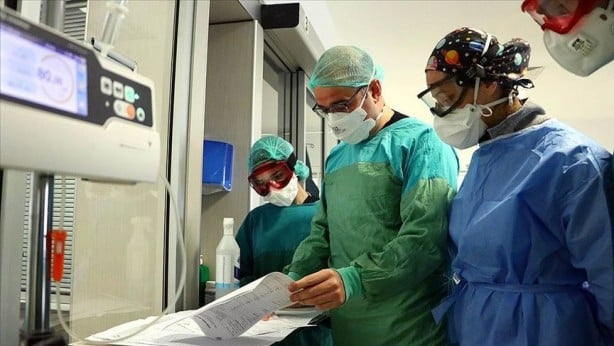 Ülkeler soruyor! Türk tipi korona tedavisi tüm dünyaya rehber olacak ...