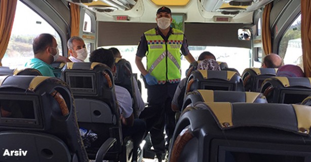 Yolcu otobüsünde bulundu! Cips kutusundan çıkan şoke etti - Yeni Akit