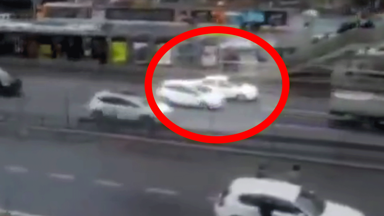 Saat 9’u 5 geçe olanlar oldu! Saygı duruşu saygı vuruşuna döndü! 10 ...