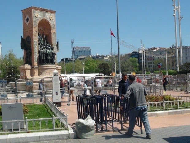 İstanbul 1 Mayıs'a hazır! İşte kapatılan yollar - Yeni Akit