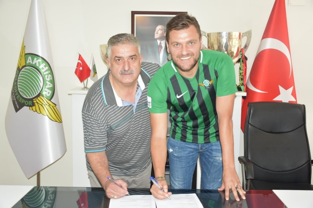 Akhisarspor, Muhammet Reis’i kadrosuna kattı - Yeni Akit