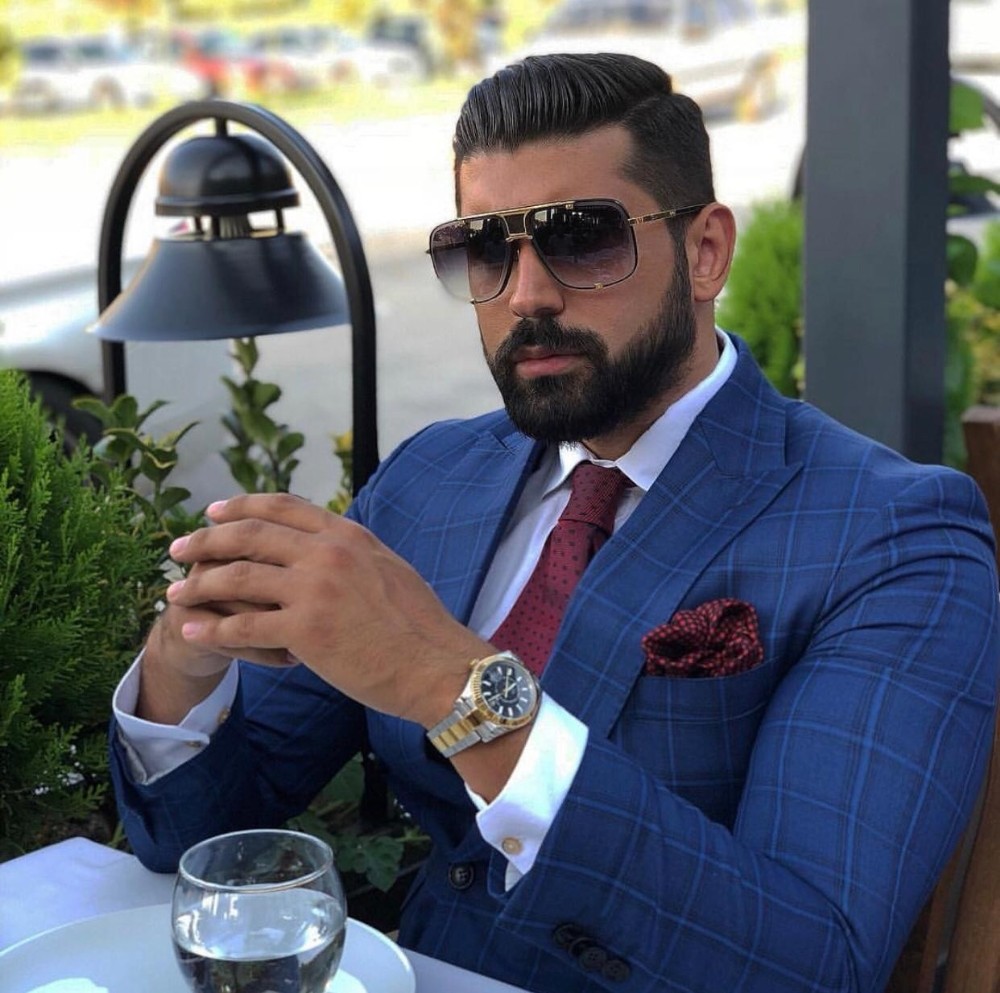 Almanya’da yaşayan Türk İş Adamı Taner Ay yerli elektrikli otomobil ...