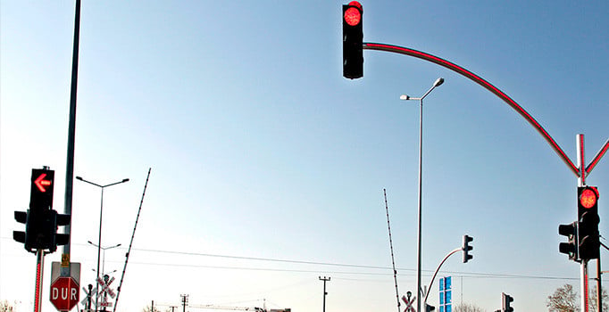 Ankara’daki 70 kavşağa sinyalizasyon sistemi kuruluyor - Yeni Akit