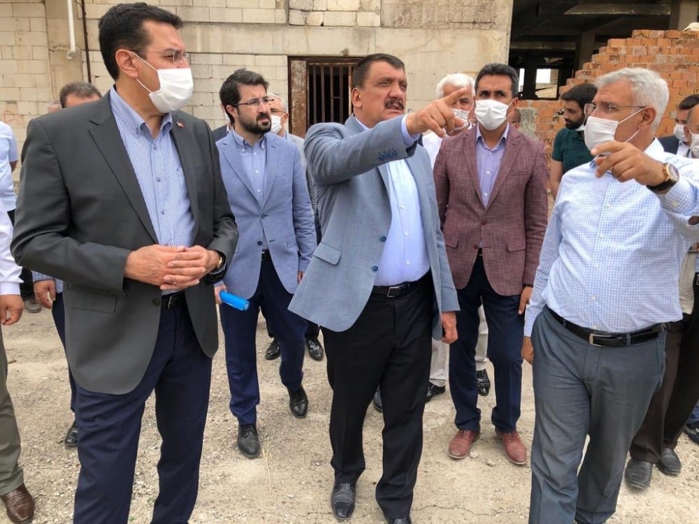 Atıl şekilde bekleyen bina vatandaşın hizmetine sunulacak - Yeni Akit