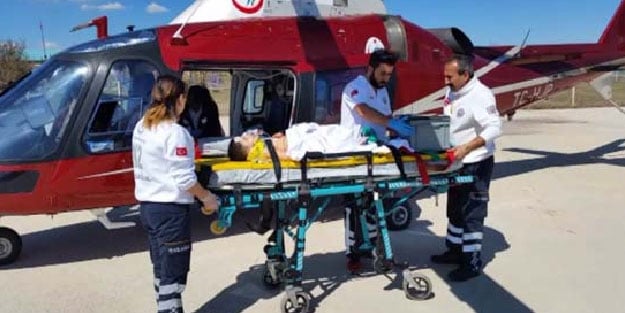 Bariyere çarpan 4 yaşındaki çocuğun bacağı koptu - Yeni Akit