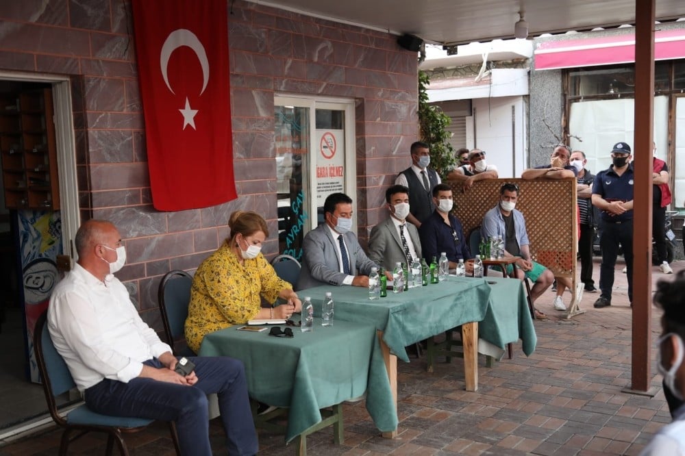 Başkan Aras, Turgutreis çarşı esnafıyla bir araya geldi - Yeni Akit