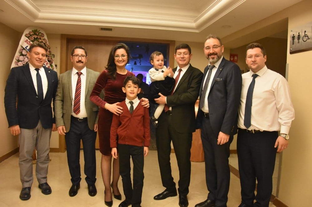 Başkan Özcan, inşaat mühendisleri ile bir araya geldi - Yeni Akit