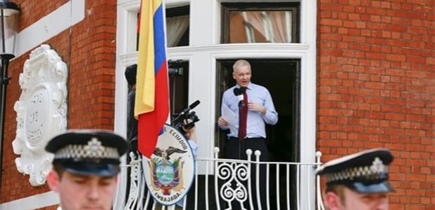 BM: Assange keyfi olarak tutuluyor - Yeni Akit