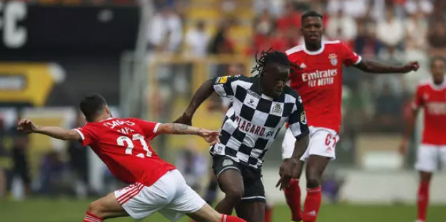 Bu transfer Galatasaray tarihine geçecek! Hemen oradan gelecek ...