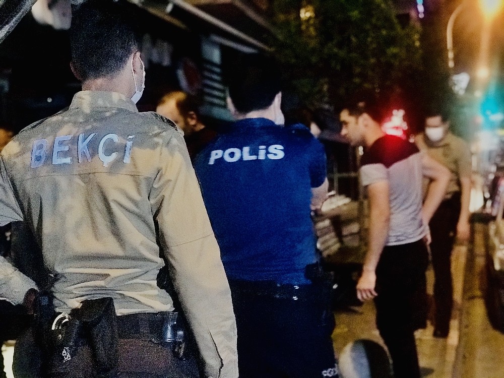 Cadde üzerinde yürürken, manganda kurşunuyla yaralandı - Yeni Akit