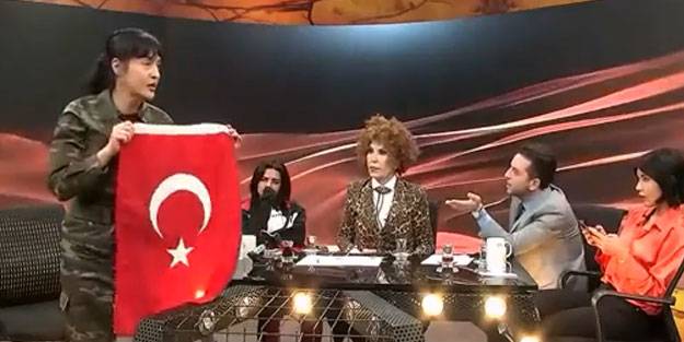 Canlı yayında Türk-Kürt tartışması! Ekinci stüdyoyu terk etti - Yeni Akit
