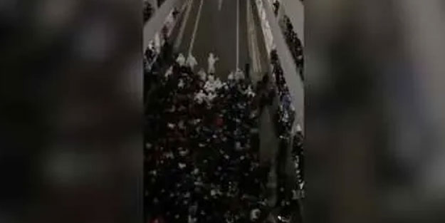 Çin'de koronavirüs isyanı! Kaos görüntülendi - Yeni Akit