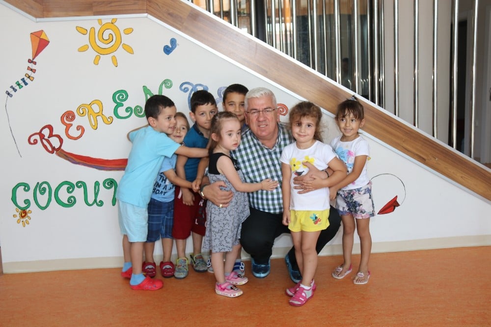 Ergene Belediyesi Beren Bebek Çocuk Oyun Evi 1 yaşında - Yeni Akit