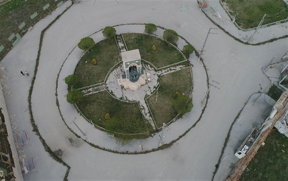 Eskişehir’deki temsili Taksim Meydanı 1 Mayıs’ı ilk defa sessiz geçirdi ...