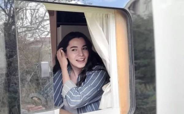 Feyza Sevil Güngör kimdir? - Yeni Akit