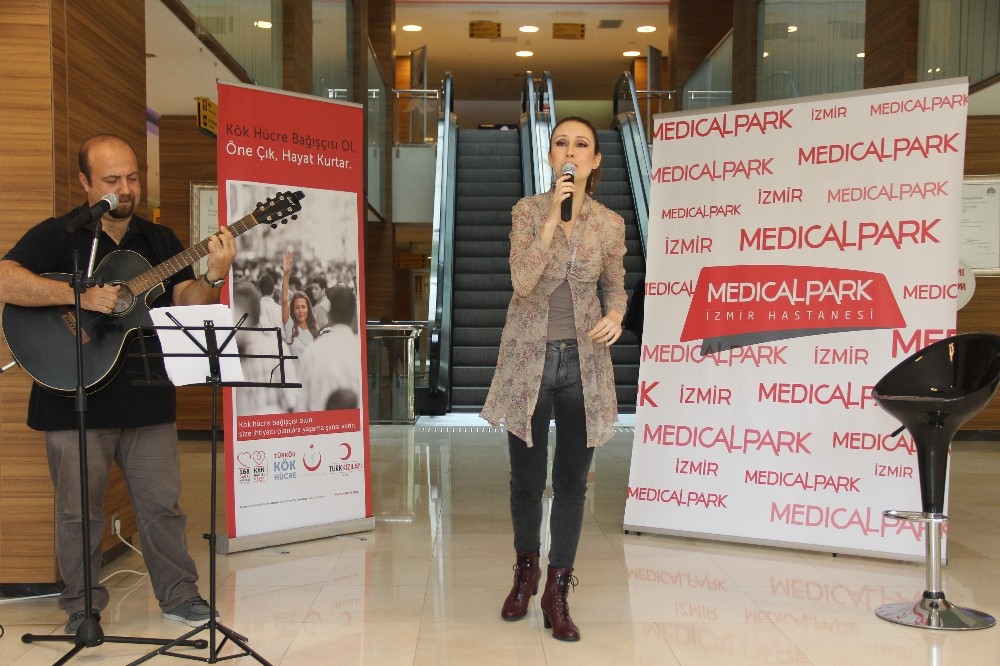 Fide Köksal, Öykü Arin ve tüm lösemili çocuklar için söyledi - Yeni Akit