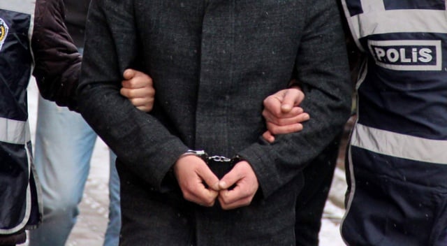 Gaziantep merkezli FETÖ operasyonunda, 26 kişi tutuklandı - Yeni Akit