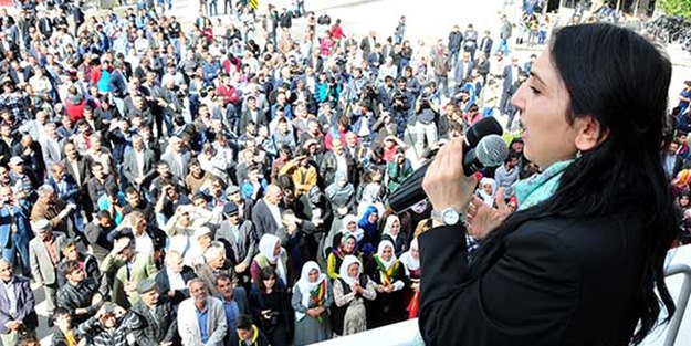 HDP'ye Van'da büyük şok! - Yeni Akit