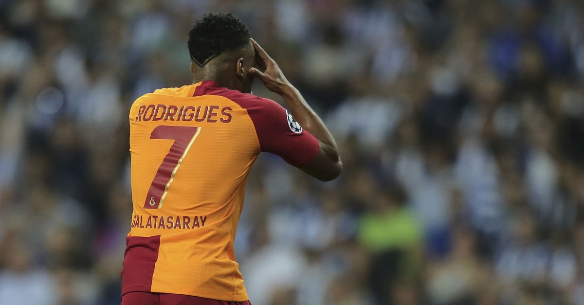 Hep Garry Rodrigues'a gidiyor! - Yeni Akit