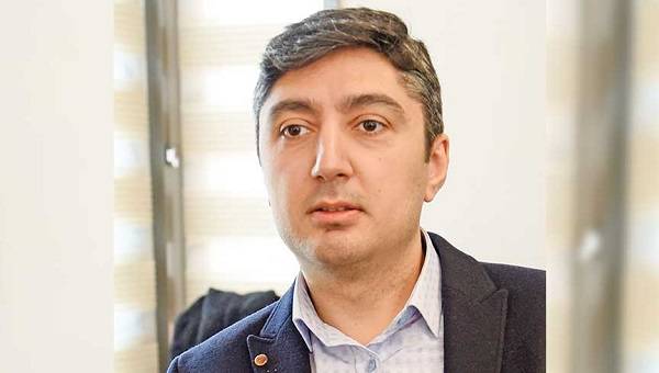 Hüseyin Alptekin kimdir nereli ne iş yapıyor? - Yeni Akit